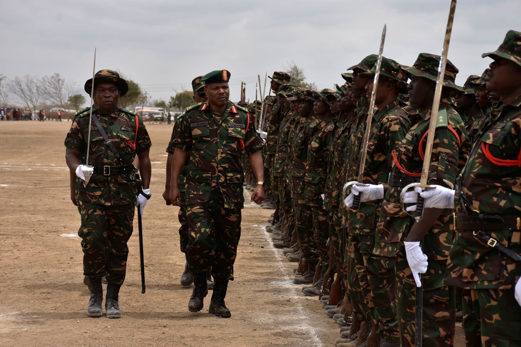 Fahamu vigezo na sifa za kujiandikisha JWTZ - Nukta Habari